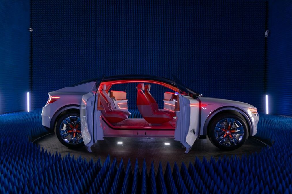 Qualcomm al CES 2023 con un concept che mostra la sua tecnologia per le ...