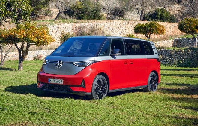 Volkswagen ID.Buzz introduce le versioni Pure, Freestyle, Cargo 4Motion ...