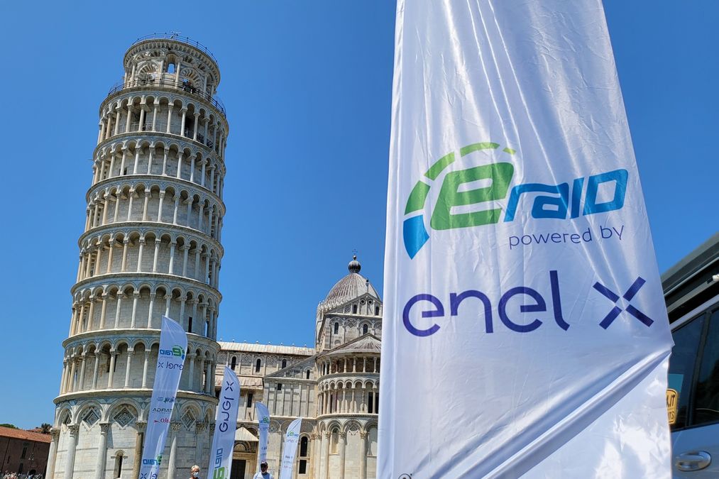 Eraid 2022: 1.400 km in giro per l'Italia a bordo di auto elettriche ...