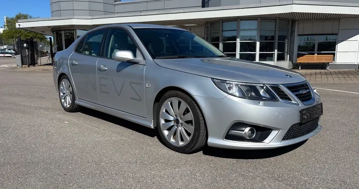 Saab, vendute anche le ultime due auto prodotte: si chiudono i cancelli ...