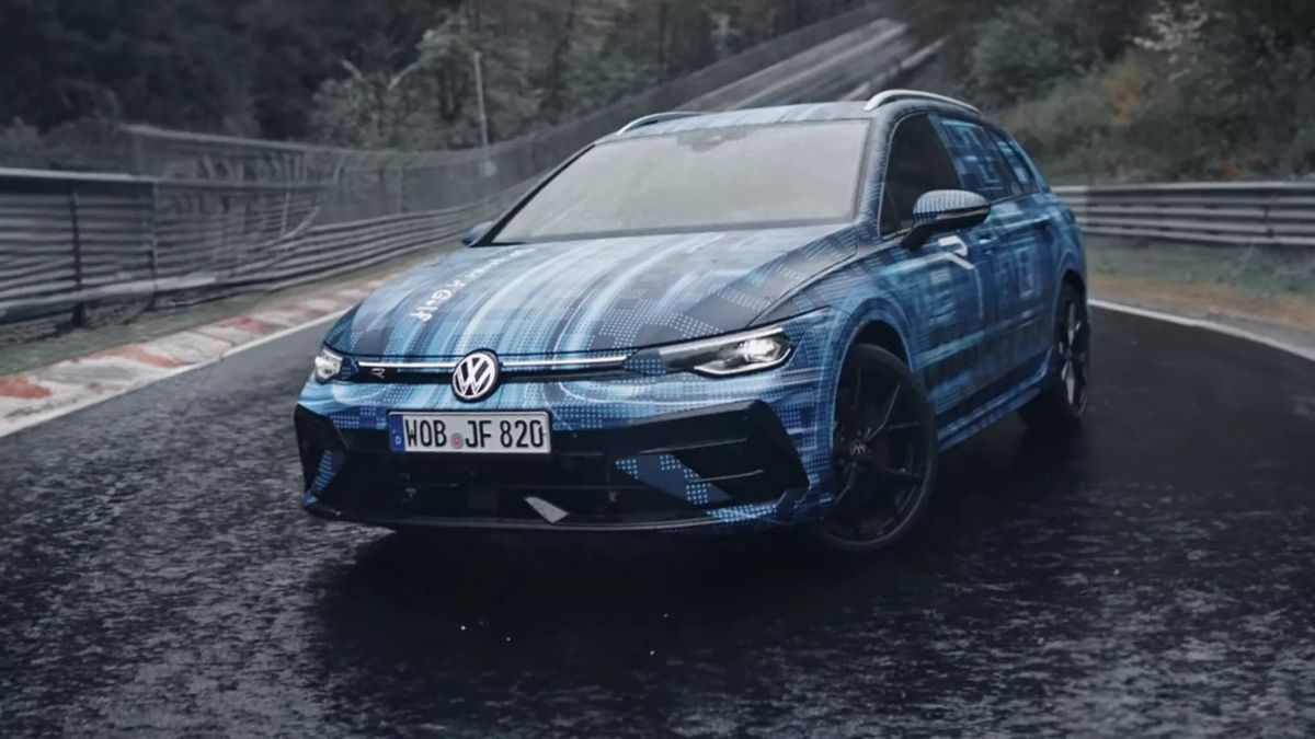 Volkswagen Golf R restyling, nuovo video teaser prima del debutto ...