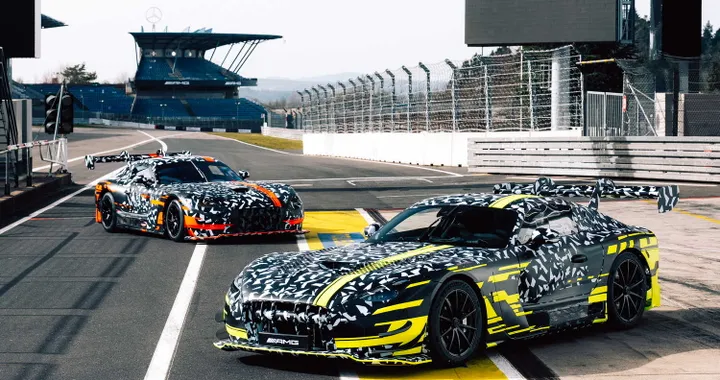 Mercedes-AMG alza il sipario sulla nuove GT3 e Black Series - HDmotori.it