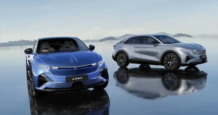 Alpine A390, nuova fastback per cuori forti: caratteristiche e prezzo ...
