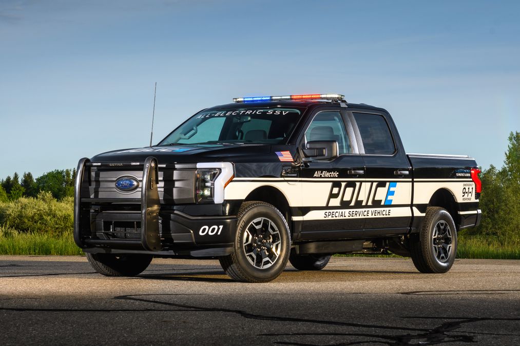 Ford F-150 Lightning Pro SSV, ecco il pickup elettrico per la polizia ...