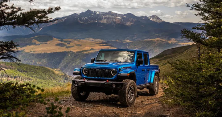 Jeep Gladiator introduce l’allestimento Shadow Ops, la prima edizione ...