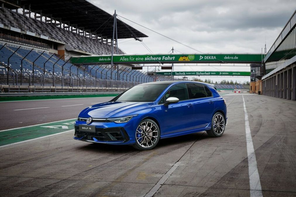 Volkswagen Golf restyling, 333 CV per la nuova "R" - HDmotori.it